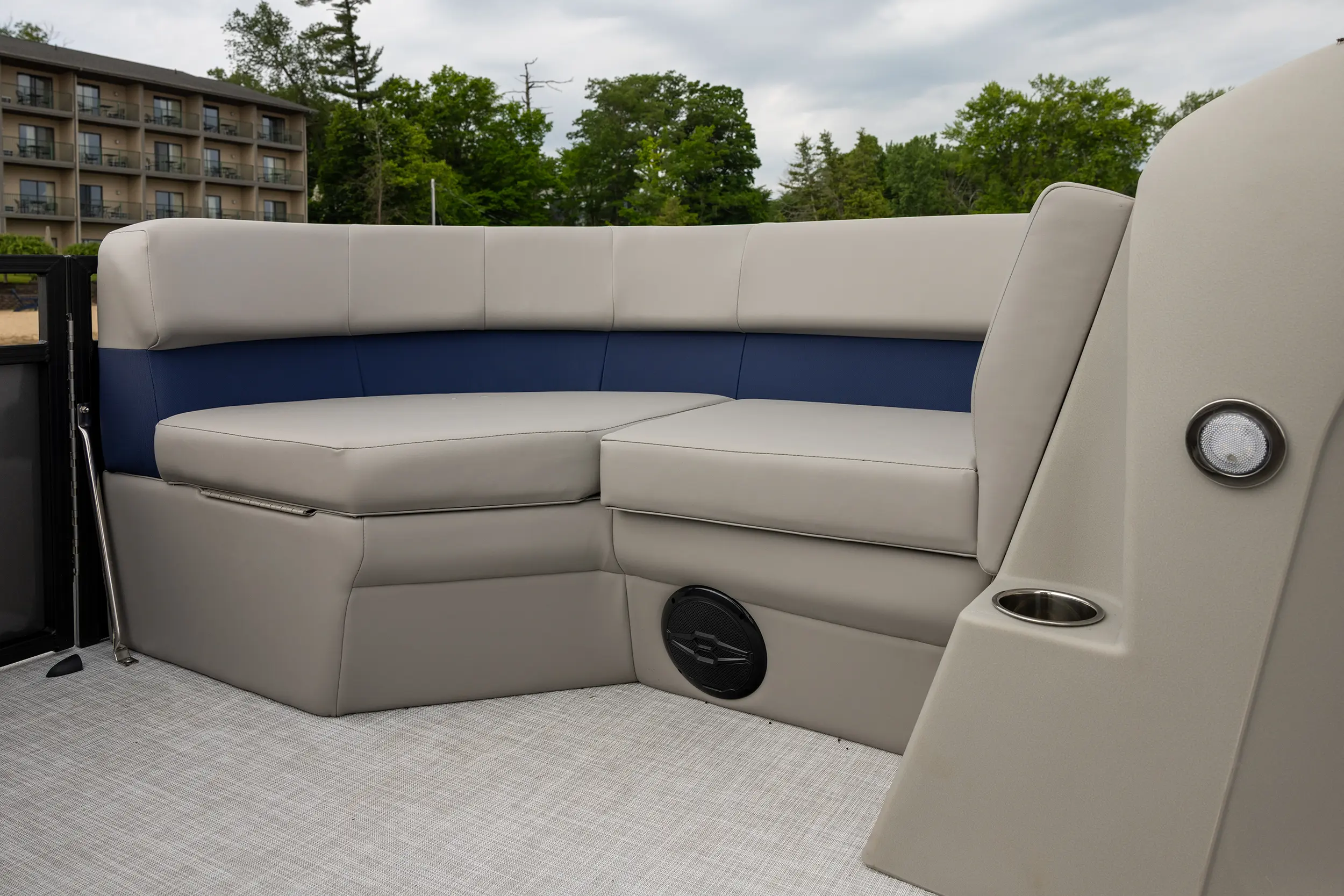 Dockside - Dockside Pontoon